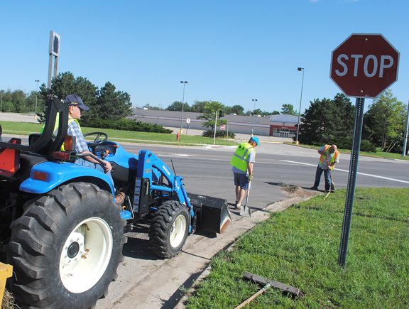 Clean up crew | News, Sports, Jobs - The Alpena News